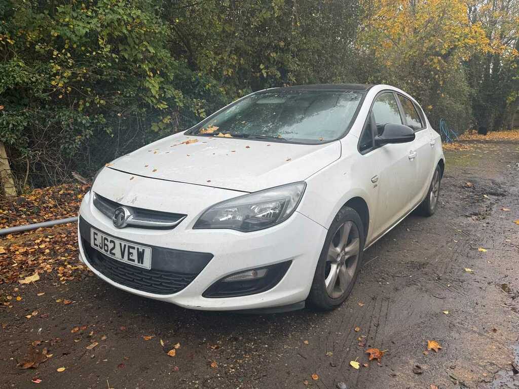 Used 2012 Vauxhall Astra EJ62VEW ACTIVE LIMITED EDITION on Finance in ...