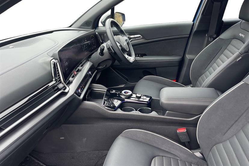 Used 2024 Kia Sportage NG24FDE 1.6T GDi 207 HEV GT-Line S 5dr Auto AWD Estate on Finance in ...