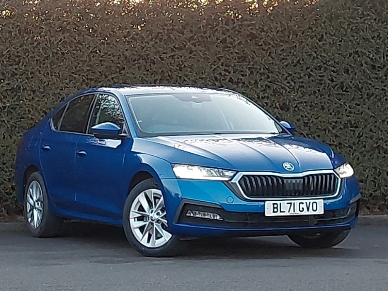 Used 2022 Skoda Octavia AE22YWM 1.4 TSI iV SE Technology DSG 5dr on ...