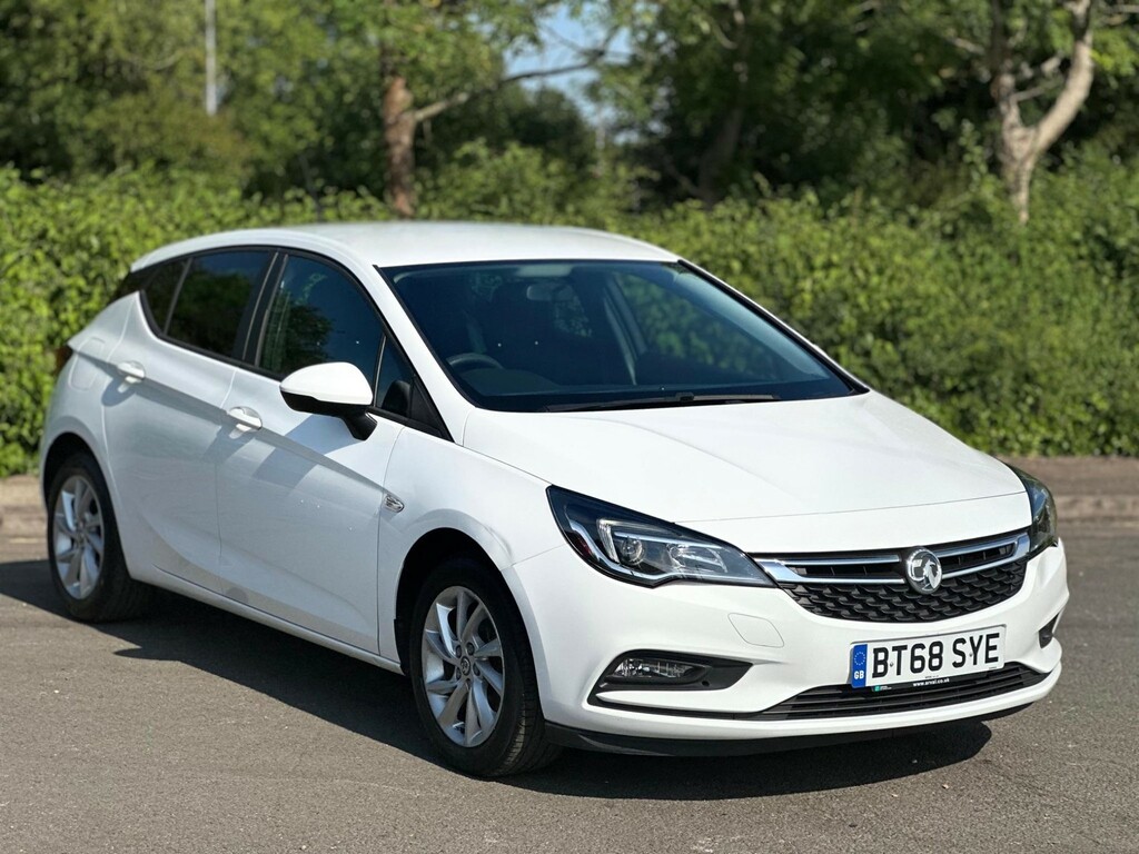 Used 2018 Vauxhall Astra MV18BKJ 1L Design 5dr on Finance in Yiewsley £ ...