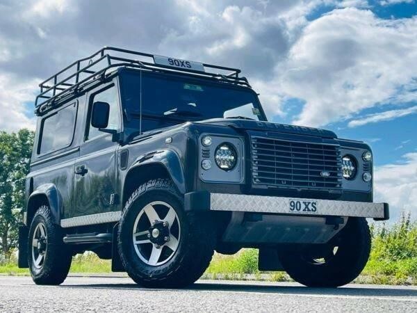Used 2014 Land Rover Defender 90 90 2.2 TDCi XS Station Wagon 4WD SWB ...