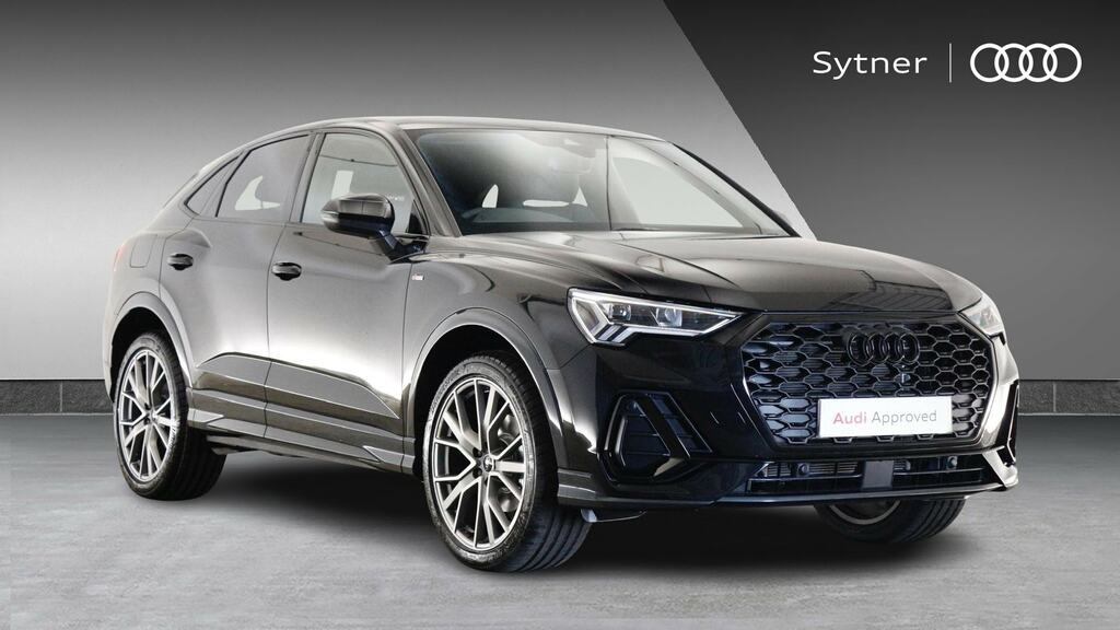 Used 2025 Audi Q3 DX25UMR Black Edition 35 TFSI 150 PS S tronic on ...