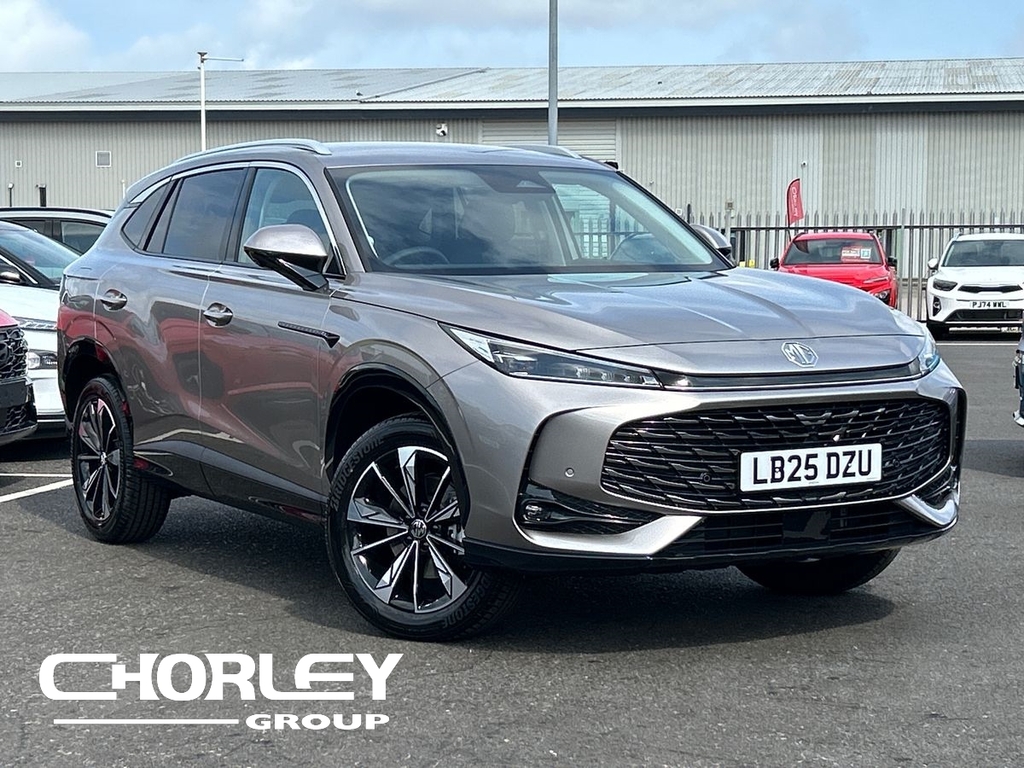 Used 2025 MG HS LB25DZU 1.5 T-GDI Trophy SUV 5dr Petrol DCT Euro 6 (s/