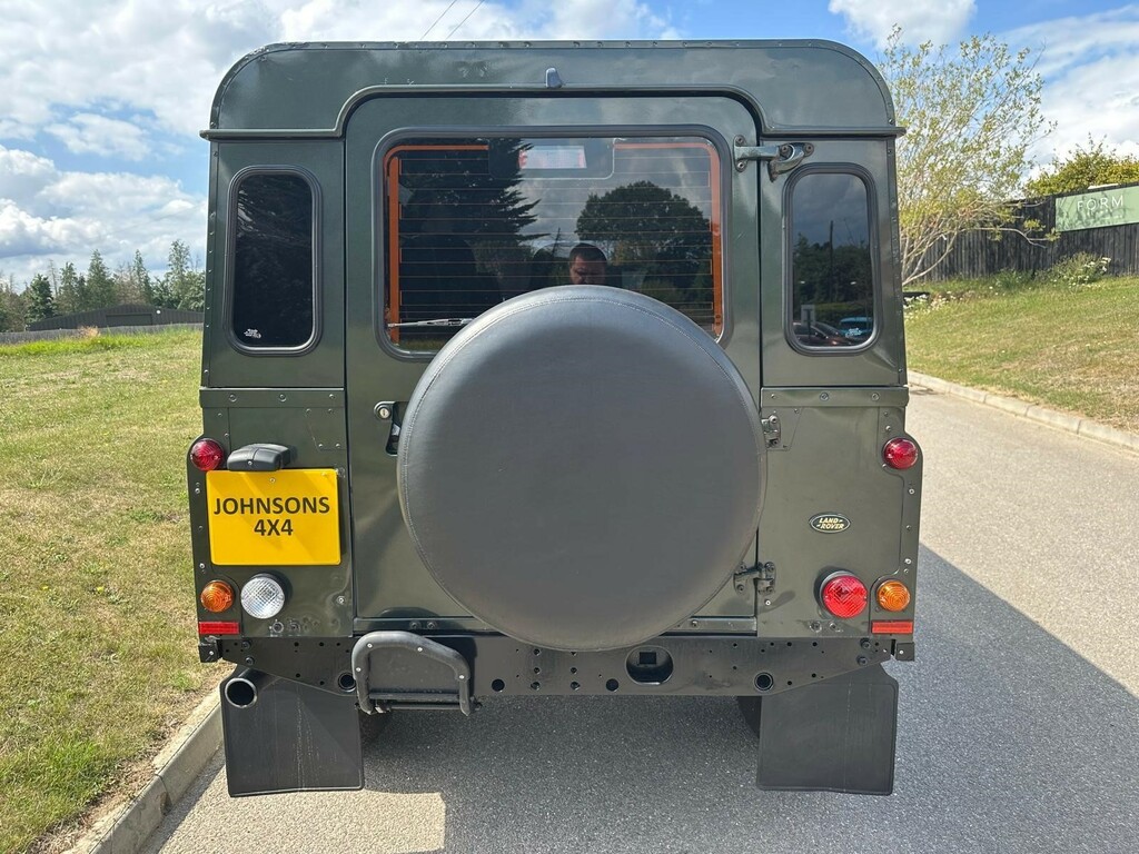 Sold MV55VWY 2005 Land Rover Defender 110 - History / How much is it worth?