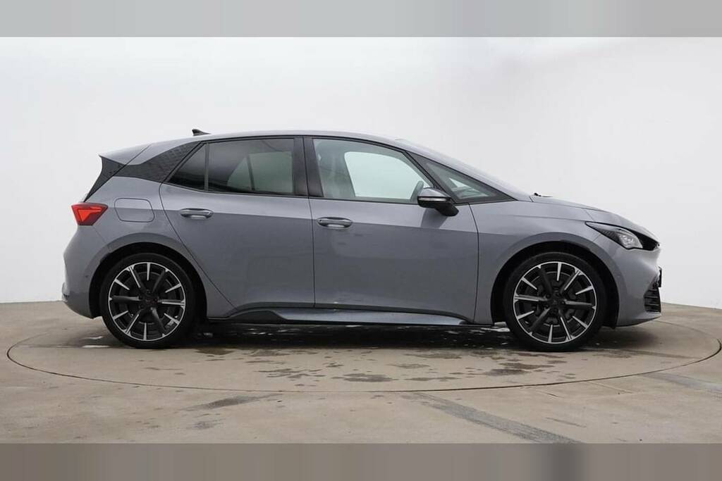 Used 2022 Cupra Born 169kW e-Boost V3 77kWh 5dr Auto on Finance in ...